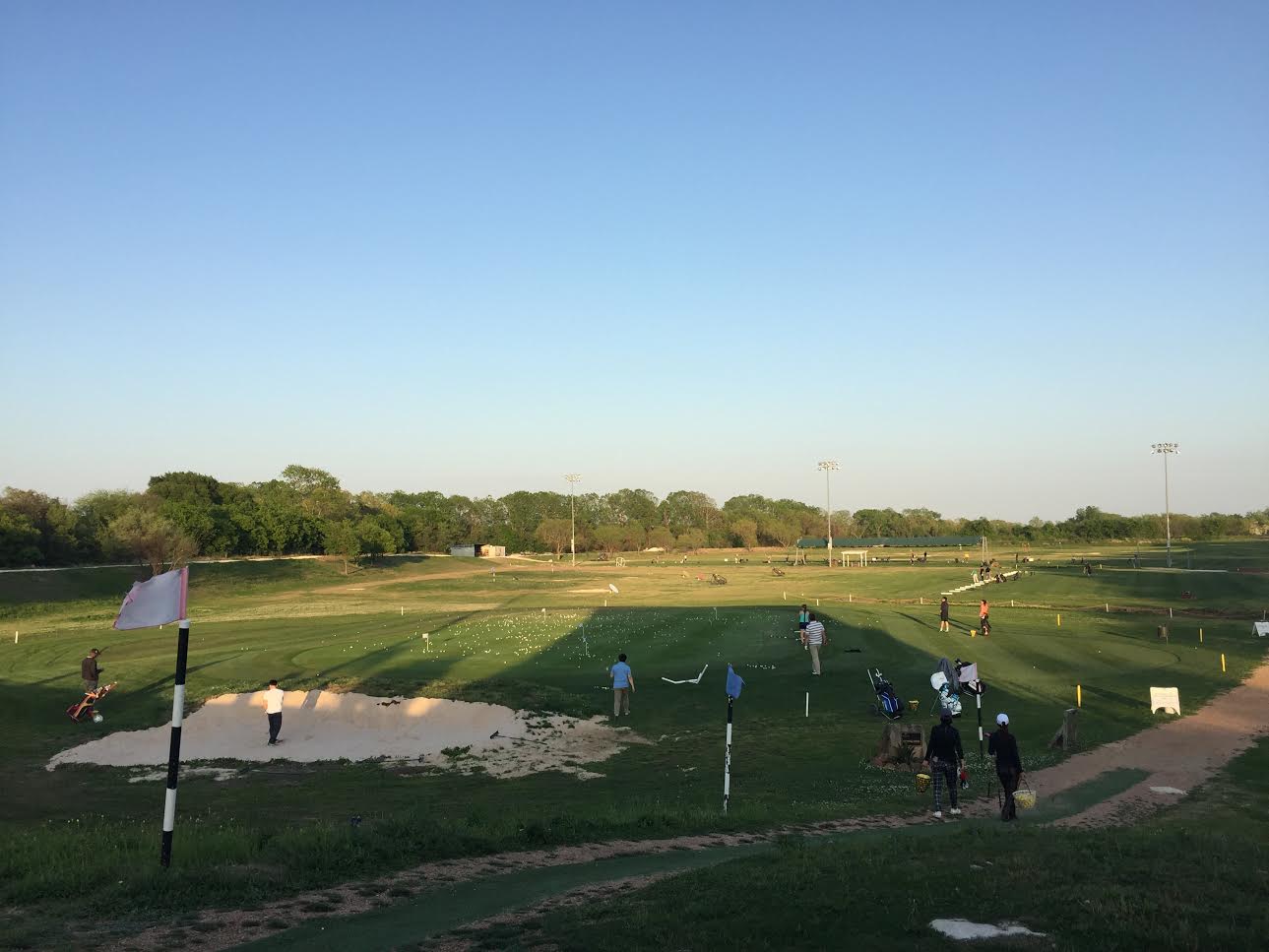 Austin Golf Facilities | THE DRIVING RANGE ROUND ROCK